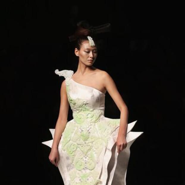 XuMing Haute Couture at China Fashion Week 2012 | SENATUS