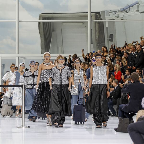 CHANEL Spring/Summer 2016 at Paris Fashion Week | SENATUS