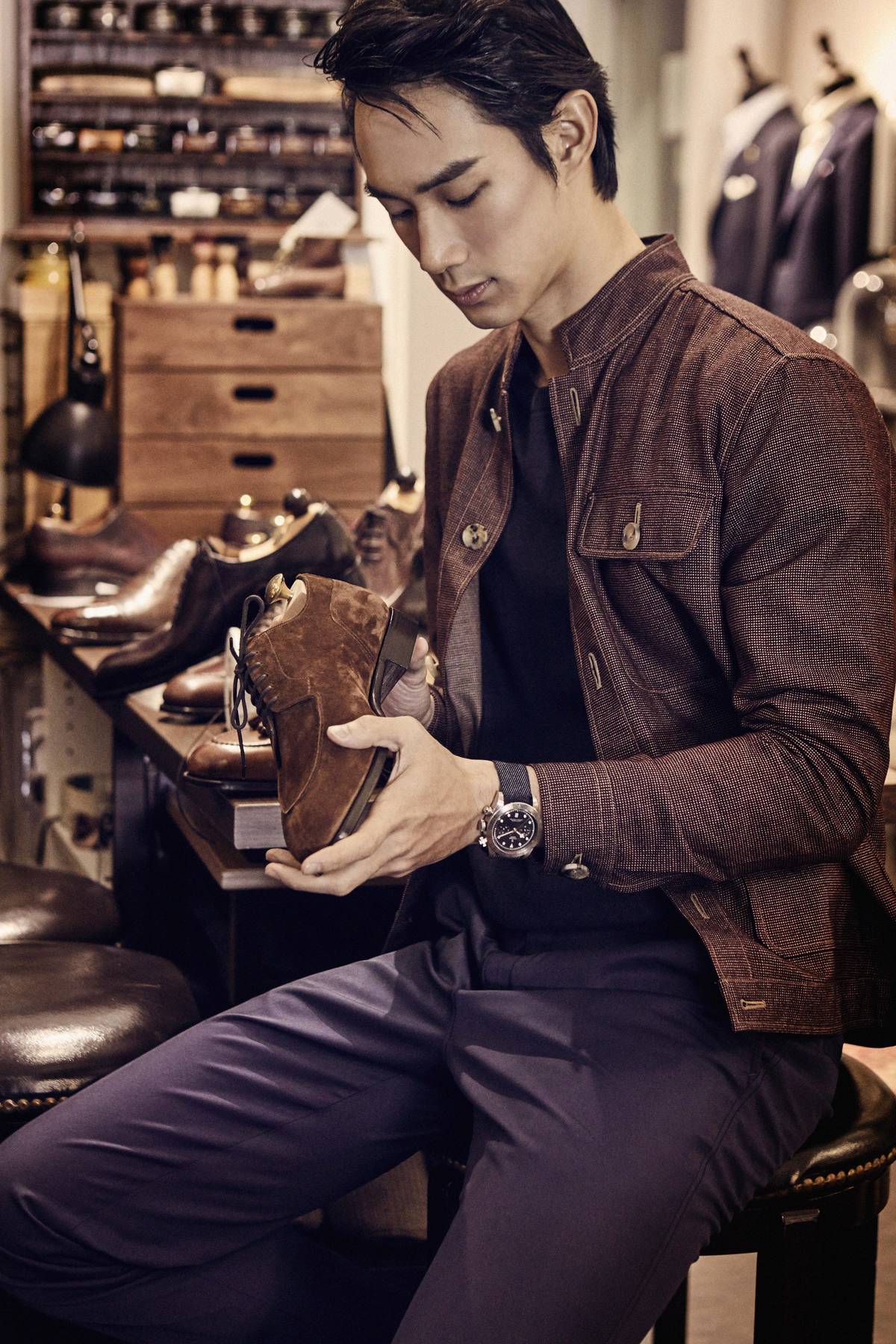 A Visit to KEVIN SEAH with TUDOR Black Bay #CENTERFOLD | SENATUS