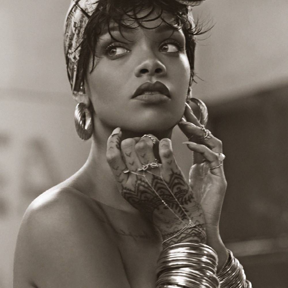 Rihanna by Mariano Vivanco | SENATUS
