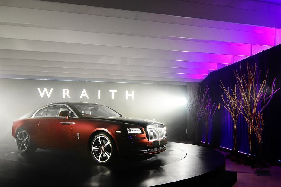 Wraith by Rolls-Royce Motorcars Makes Singapore Debut | SENATUS