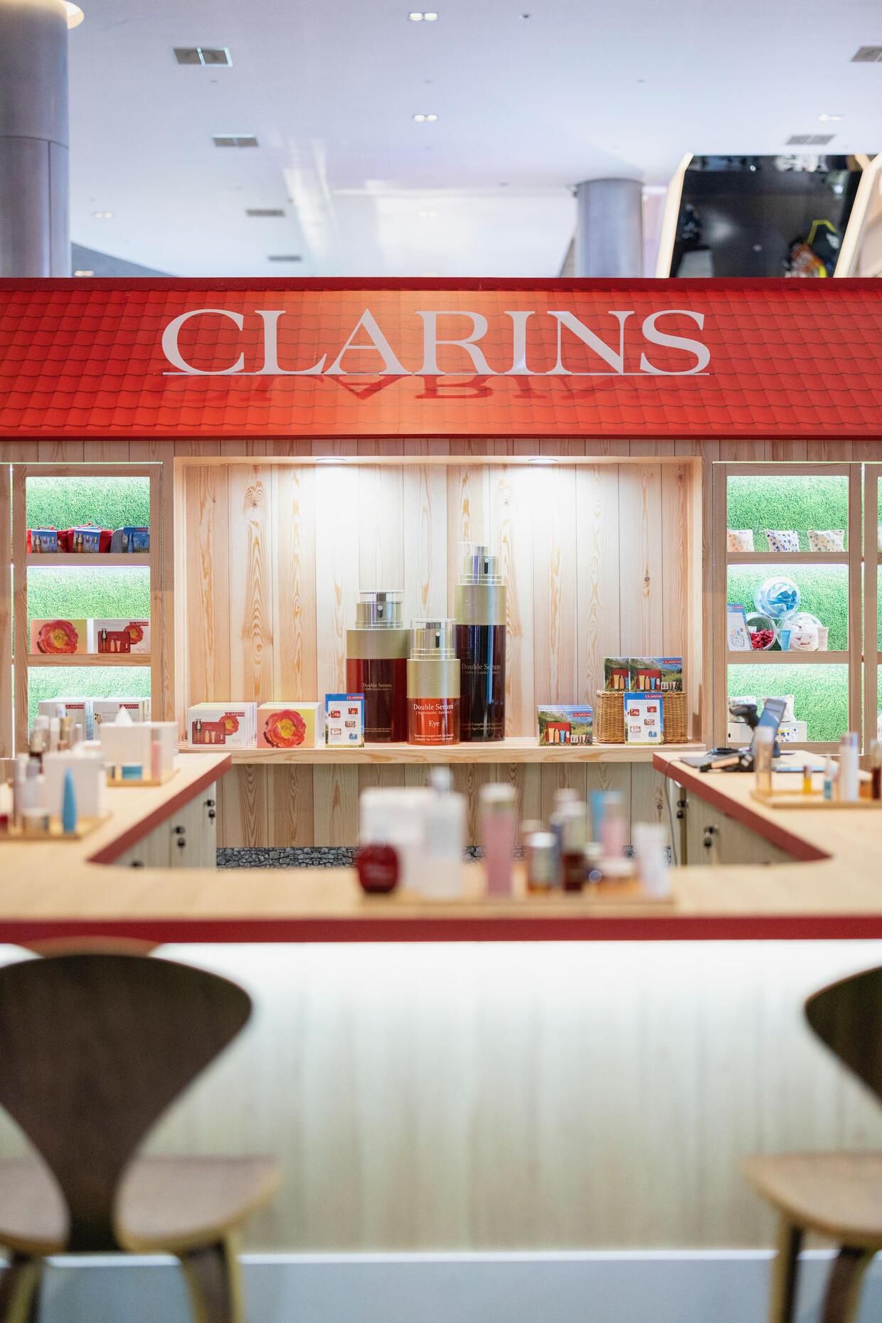Domaine Clarins pop-up at ION Orchard in Singapore | SENATUS