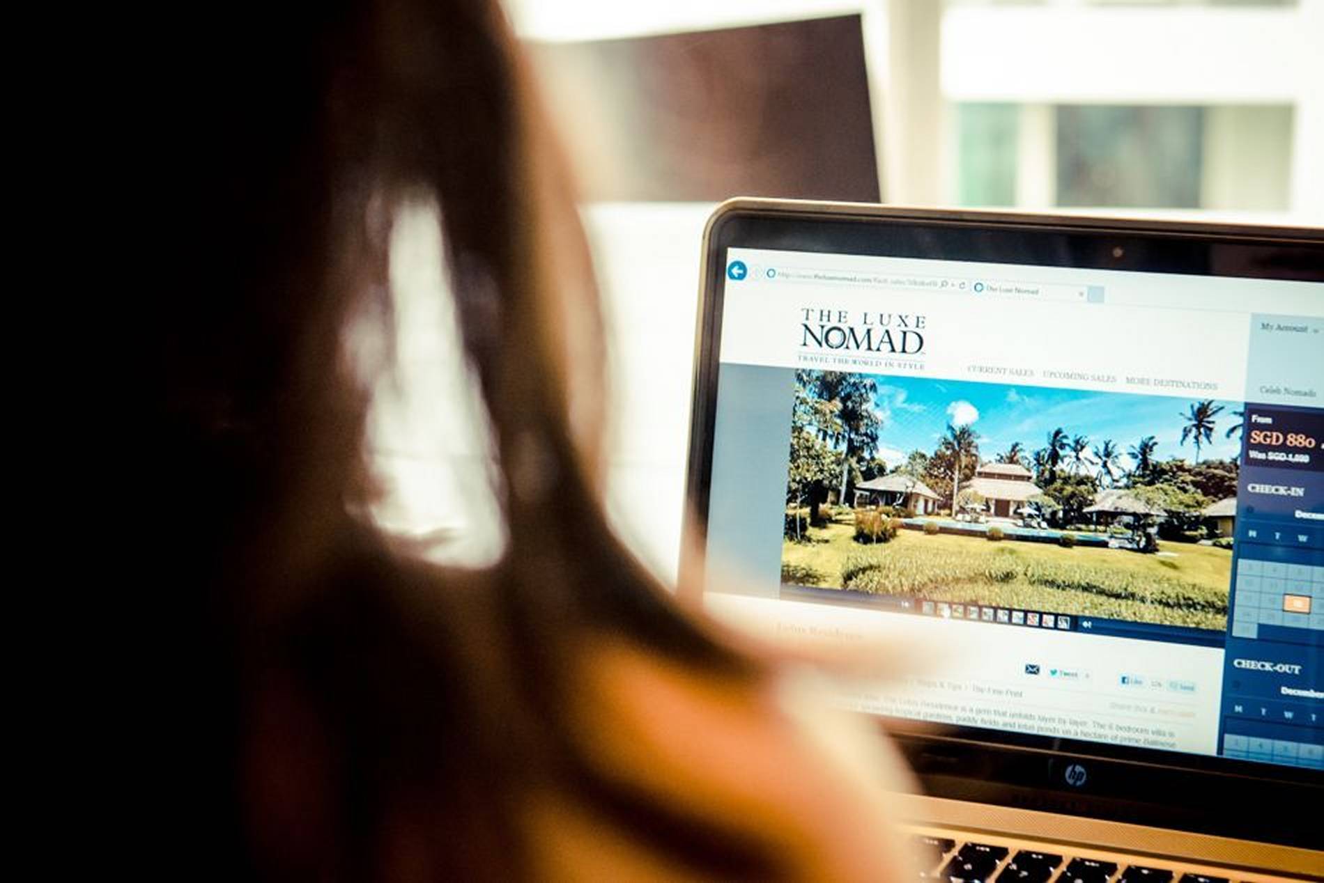 Travel The World In Style with The Luxe Nomad Stephanie Chai | SENATUS