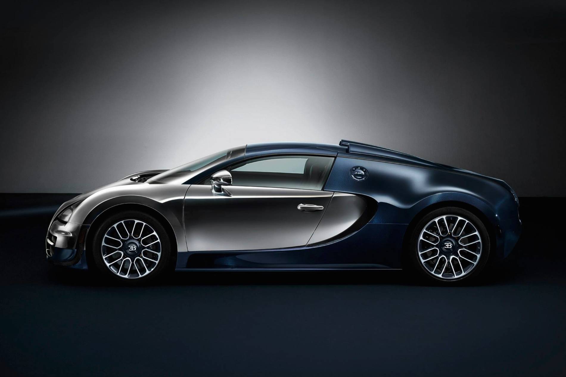 The Final of "Les Légendes de Bugatti" Series Dedicated to its Founder ...