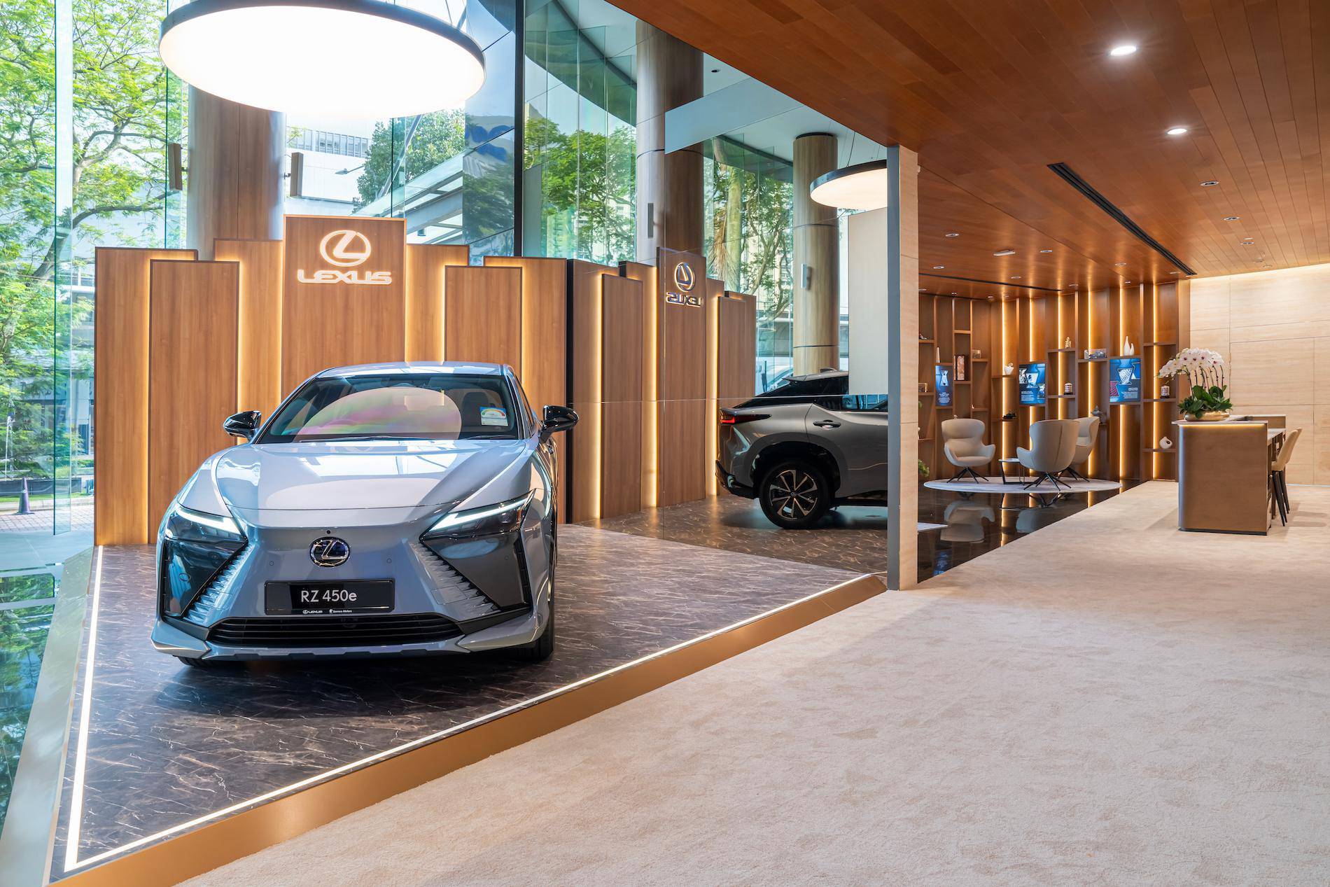 Lexus opens new flagship showroom in Singapore | SENATUS