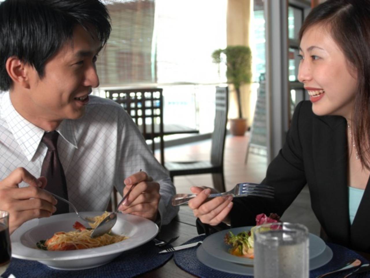 Lunch Actually | SENATUS