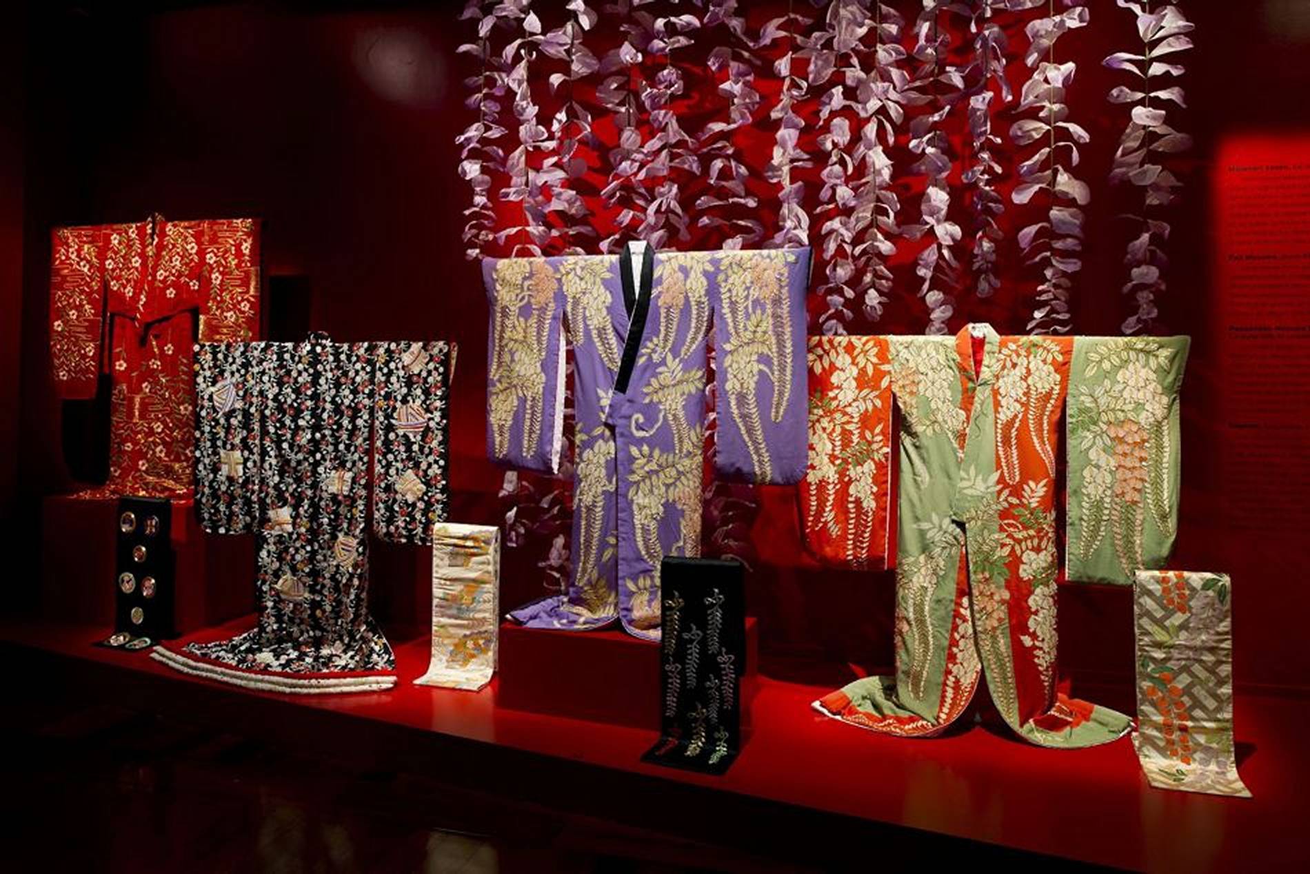 "Kabuki: Costumes du Theatre Japonais" at Fondation Pierre Bergé Yves ...