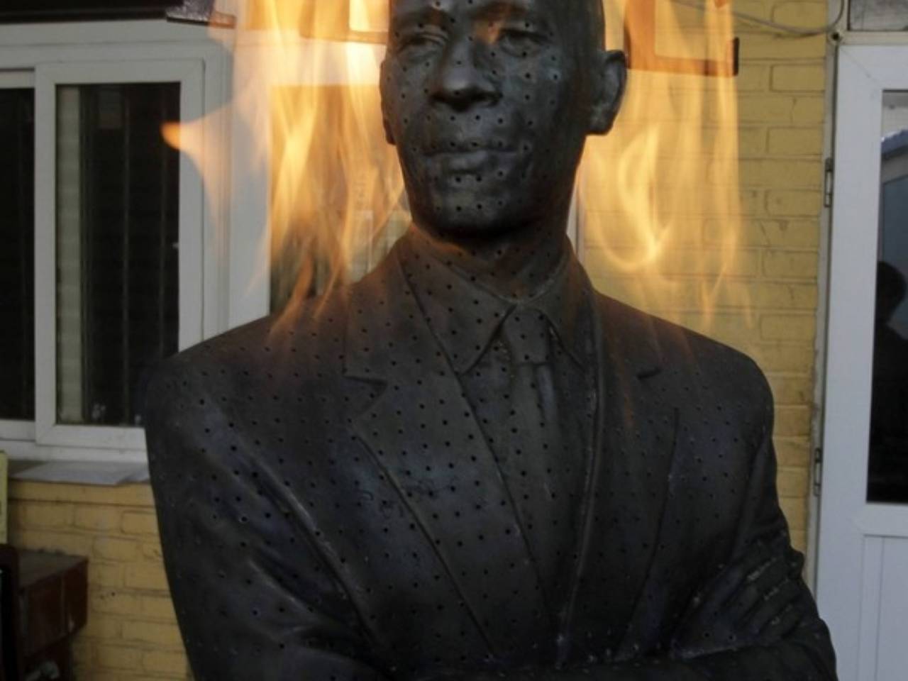 Oba-Mao! Obama Mania hits China | SENATUS